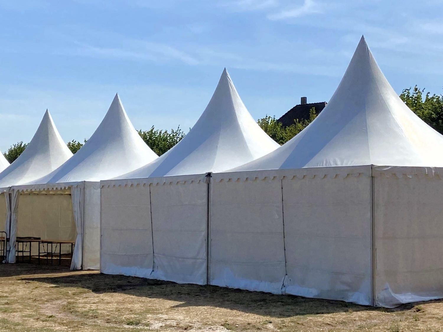 Chapiteaux Tentes et structures pour événements à louer ou acheter